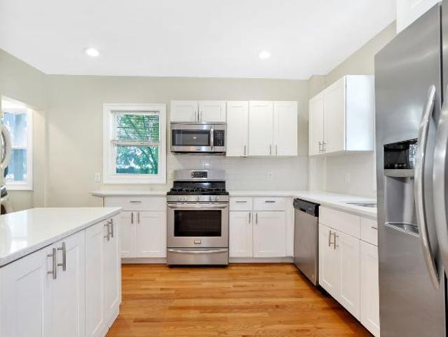 3 Br, 2 bath, Condo 9 Winter Hill Road