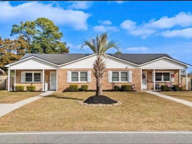 3 Br, 2 bath, Condo 1004 Belle Dr
