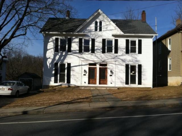 3 Br, 2 bath, Condo 100 Main Street