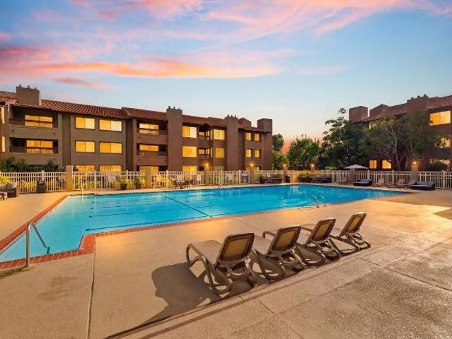 3 Br, 2 bath, Condo 10350 Caminito Cuervo