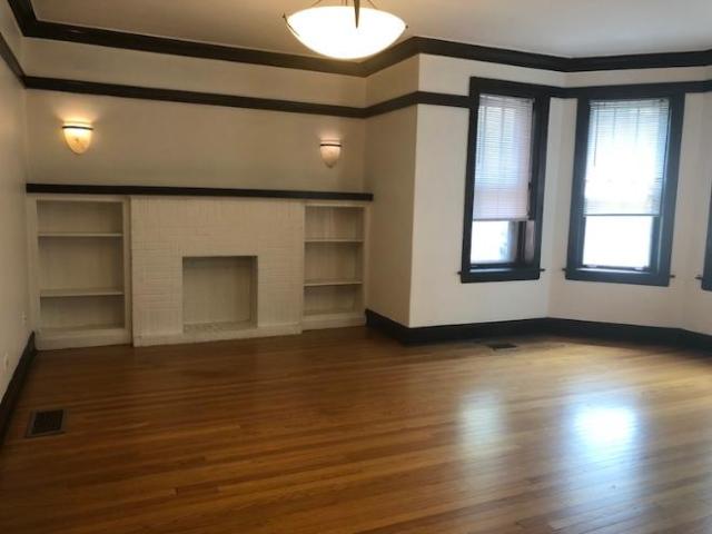 3 Br, 2 bath, Condo 1032 W Oakdale