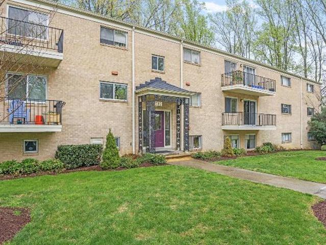 3 Br, 2 bath, Condo 10613 Montrose Avenue