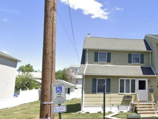 3 Br, 2 bath, Condo 10 Blanche St