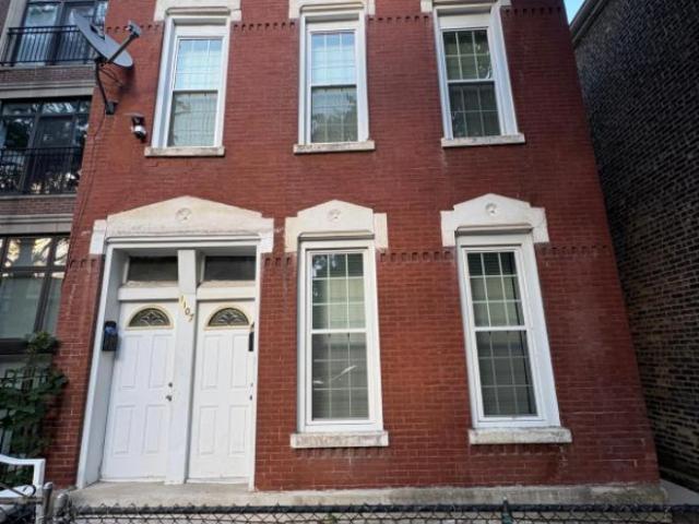 3 Br, 2 bath, Condo 1107 N Hermitage
