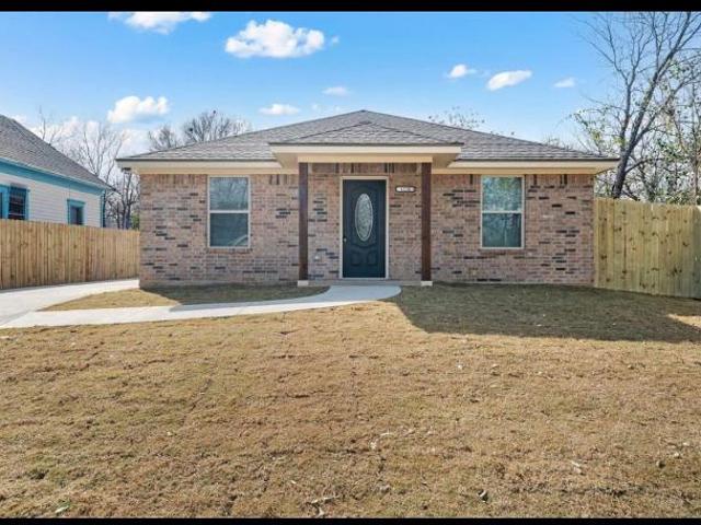 3 Br, 2 bath, Condo 1126 11th St