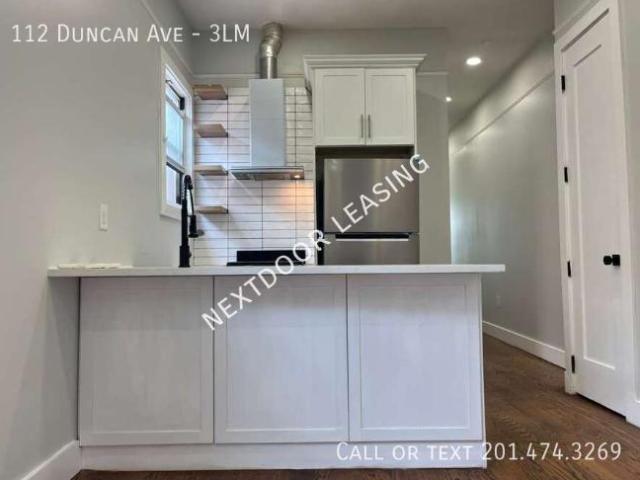 3 Br, 2 bath, Condo 112 Duncan Ave