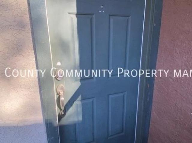3 Br, 2 bath, Condo 1132 N Broadway