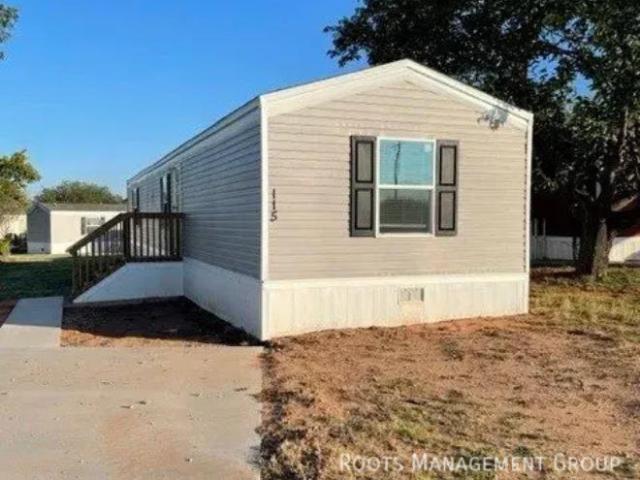 3 Br, 2 bath, Condo 115 Becky Drive