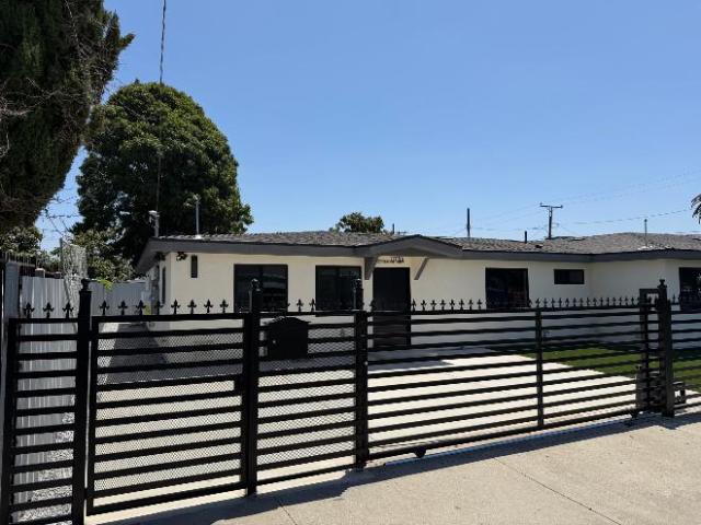 3 Br, 2 bath, Condo 11736 Success Ave