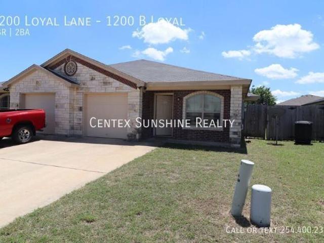 3 Br, 2 bath, Condo 1200 Loyal Lane