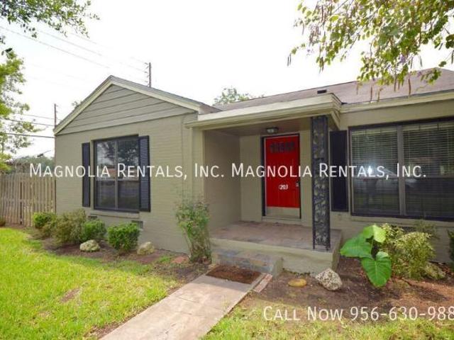 3 Br, 2 bath, Condo 1203 W Jasmine Ave