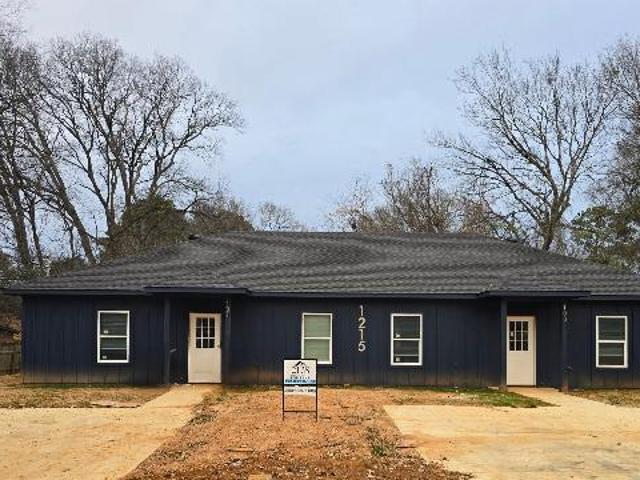 3 Br, 2 bath, Condo 1215 Fairway Drive