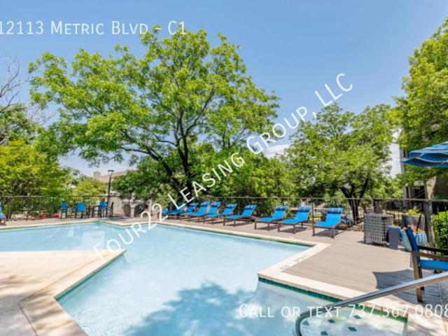 3 Br, 2 bath, Condo 12113 Metric Blvd