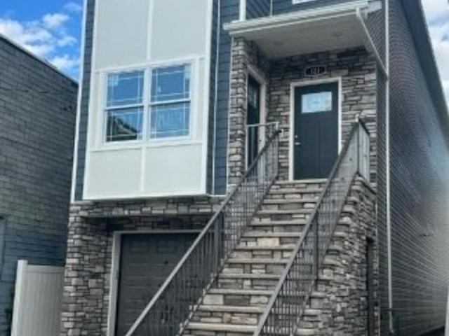 3 Br, 2 bath, Condo 121 Miller St