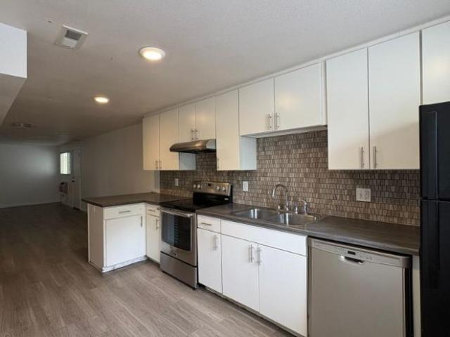 3 Br, 2 bath, Condo 1222 Wadsworth Boulevard