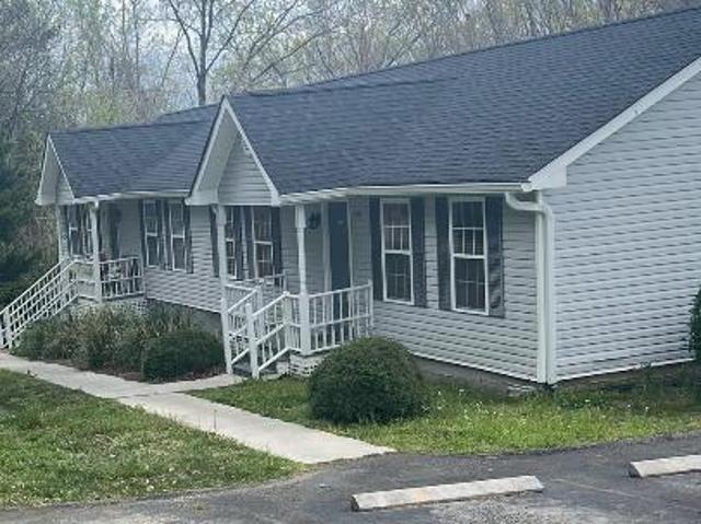 3 Br, 2 bath, Condo 124 Summitt St