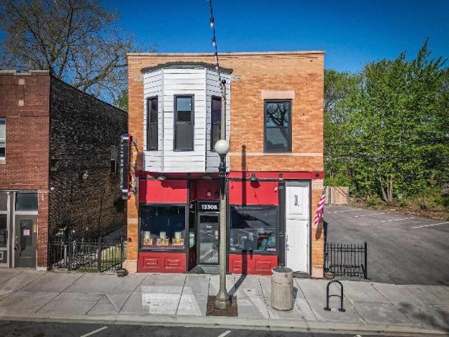 3 Br, 2 bath, Condo 13308 Olde Western Ave
