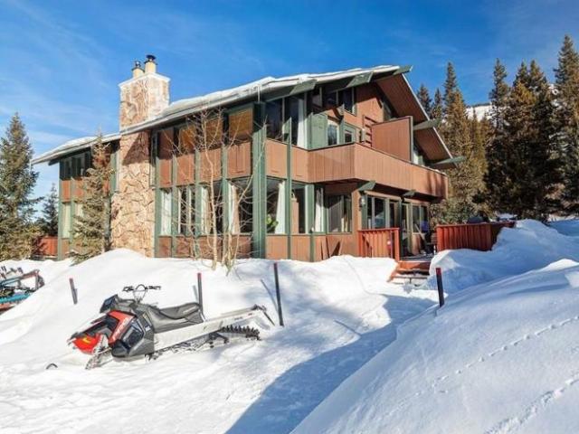 3 Br, 2 bath, Condo 136 Lance Lane