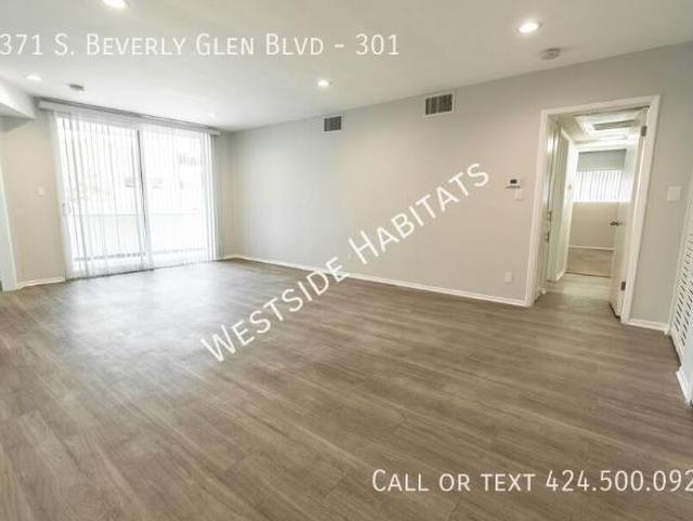 3 Br, 2 bath, Condo 1371 S Beverly Glen Blvd
