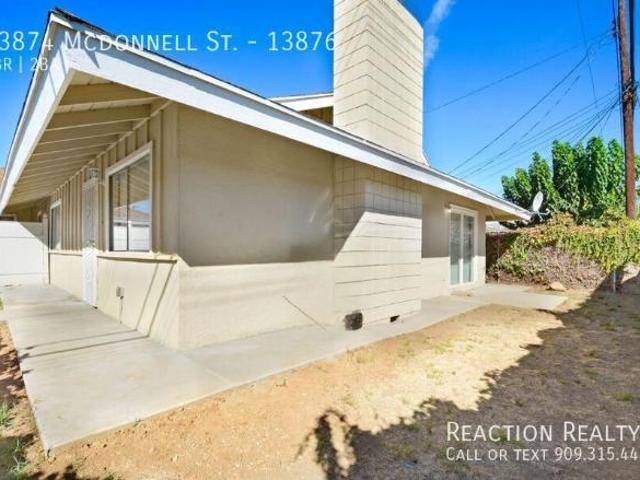 3 Br, 2 bath, Condo 13874 Mcdonnell St