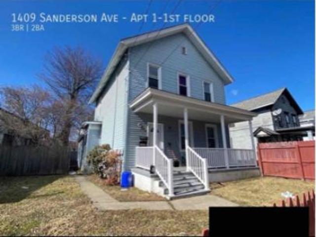 3 Br, 2 bath, Condo 1409 Sanderson Ave