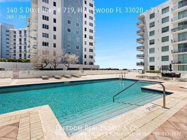 3 Br, 2 bath, Condo 140 S Dixie Hwy