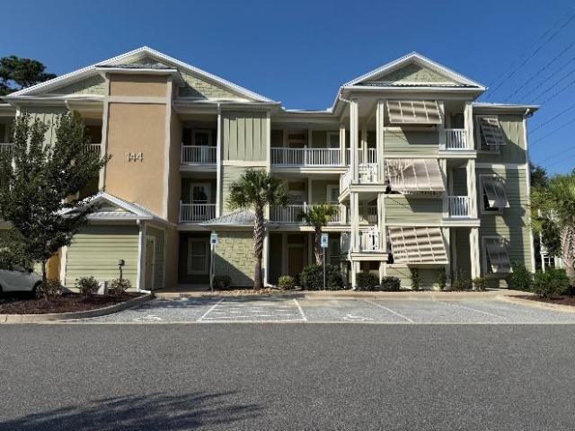 3 Br, 2 bath, Condo 144 Puffin Dr