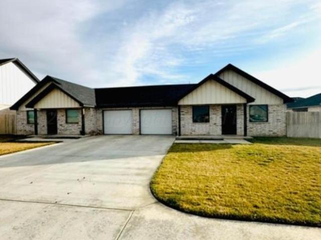 3 Br, 2 bath, Condo 14507 Periwinkle