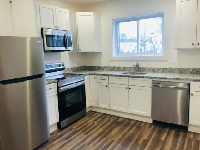3 Br, 2 bath, Condo 145 Canterbury Street