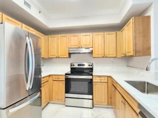 3 Br, 2 bath, Condo 15145 Michelangelo Boulevard