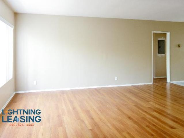 3 Br, 2 bath, Condo 1517 S Sherbourne Dr