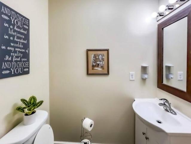 3 Br, 2 bath, Condo 1528 5th Street