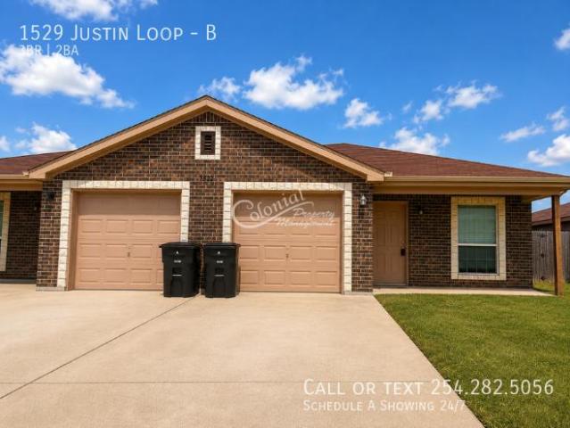 3 Br, 2 bath, Condo 1529 Justin Loop