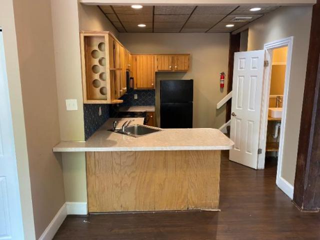 3 Br, 2 bath, Condo 152 N York
