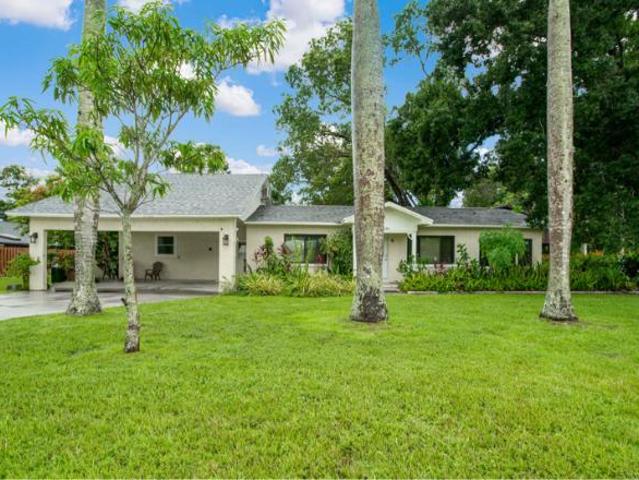 3 Br, 2 bath, Condo 1540 Alhambra Dr