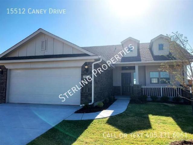 3 Br, 2 bath, Condo 15512 Caney Drive