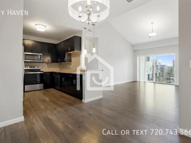 3 Br, 2 bath, Condo 15700 East Jamison Drive