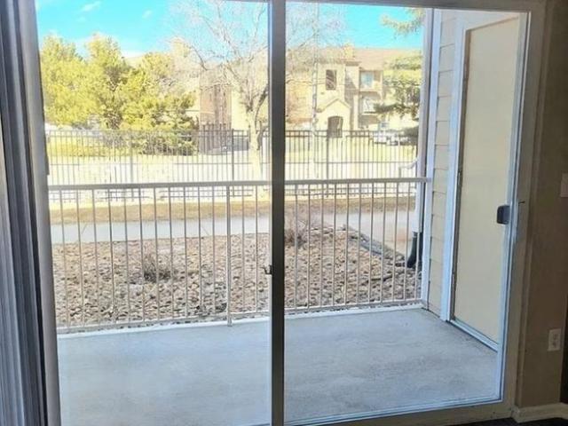 3 Br, 2 bath, Condo 15700 East Jamison Drive