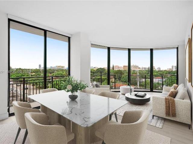 3 Br, 2 bath, Condo 1601 SW 32 Avenue