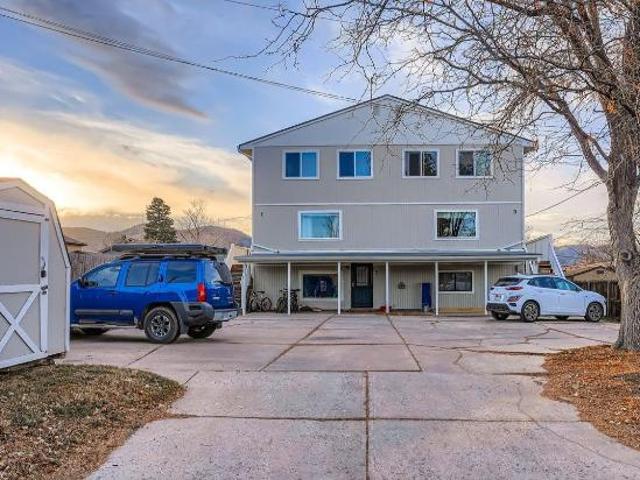 3 Br, 2 bath, Condo 1617 Salvia St