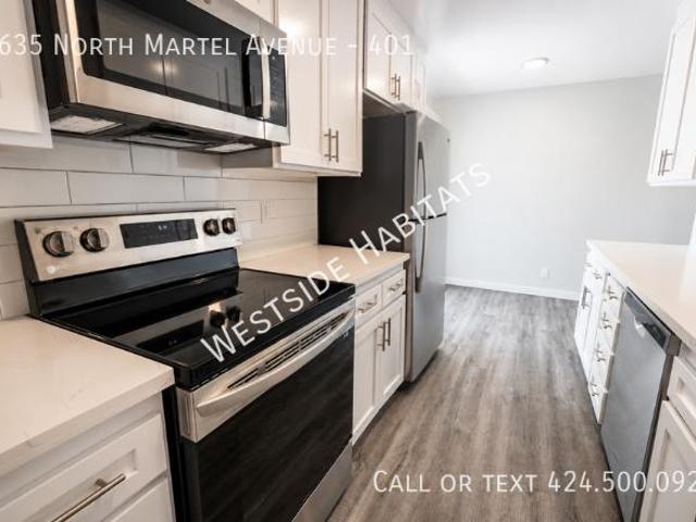 3 Br, 2 bath, Condo 1635 North Martel Avenue