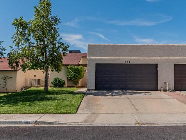 3 Br, 2 bath, Condo 1662 W 13th St