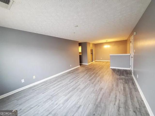 3 Br, 2 bath, Condo 17301 Waldrop Cv