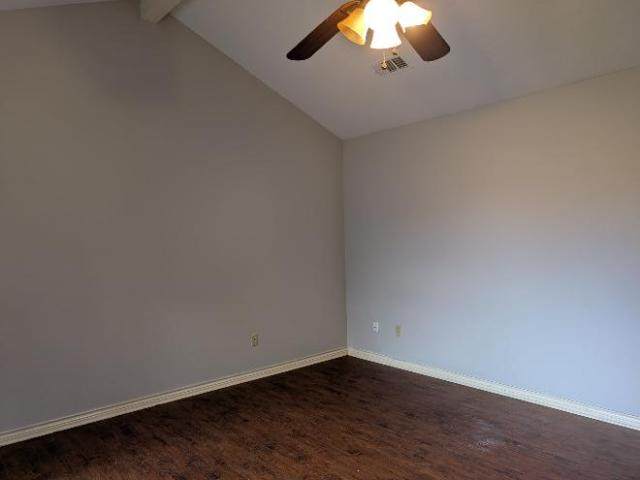 3 Br, 2 bath, Condo 1806 Treehouse Trl