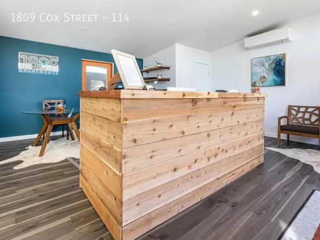 3 Br, 2 bath, Condo 1809 Cox Street