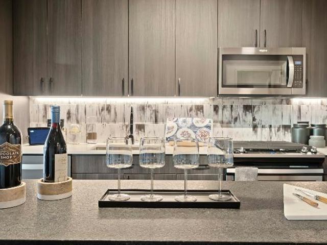 3 Br, 2 bath, Condo 182 N Ada St