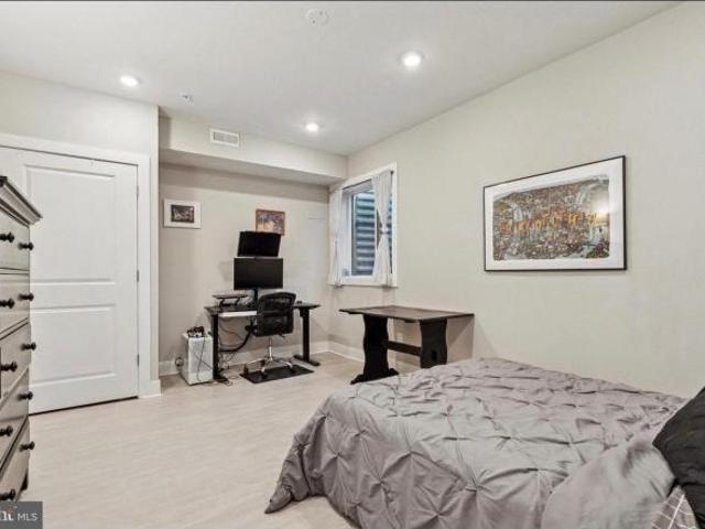 3 Br, 2 bath, Condo 1 Titan St