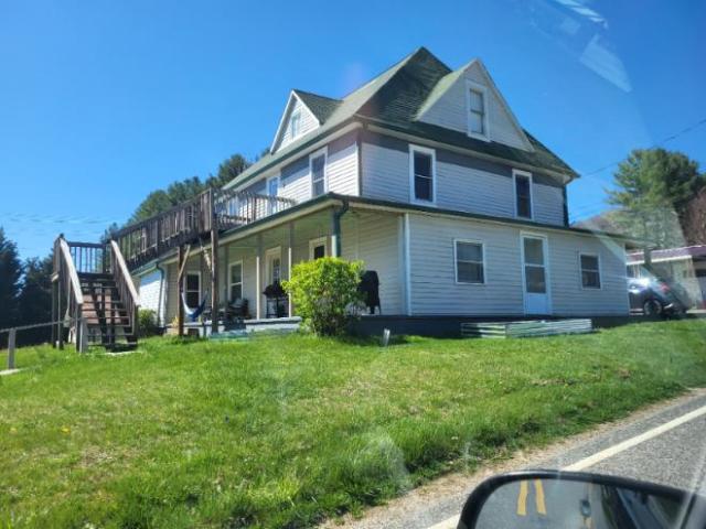 3 Br, 2 bath, Condo 23 Cherry Ln