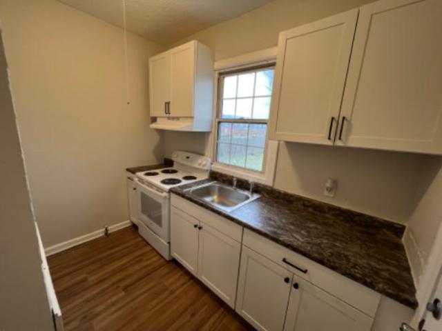 3 Br, 2 bath, Condo 2002 Fairmont Ave