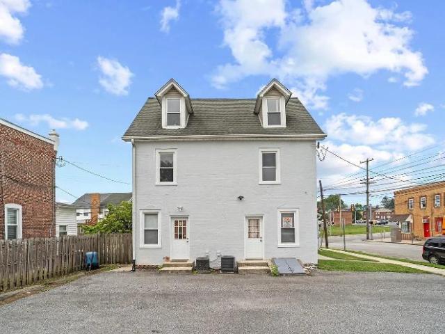3 Br, 2 bath, Condo 203 S Springfield Rd